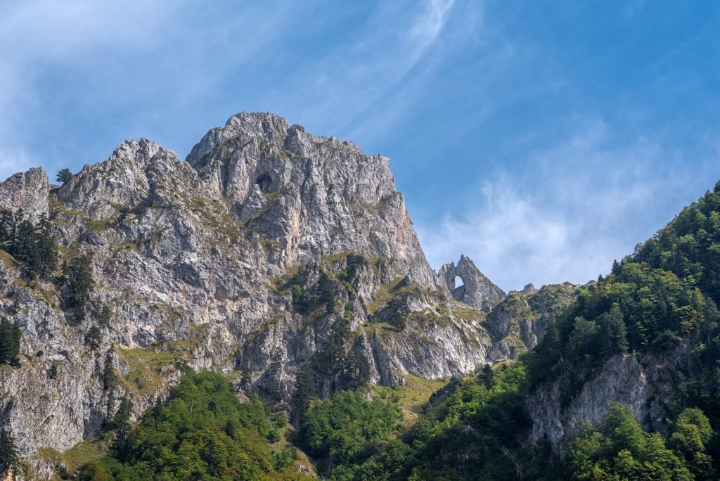 GU02 – Grebaje Valley – ACCURSED MOUNTAINS